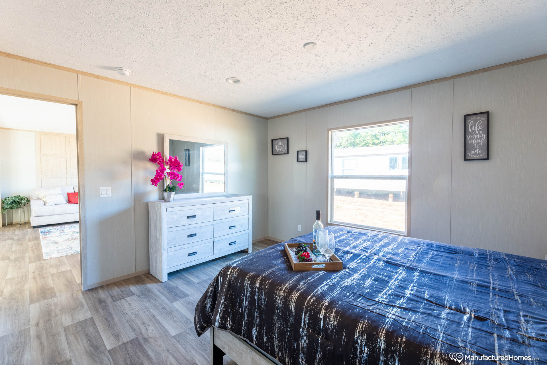 Epic Experience The Snowcap 45CEE28764BH by Clayton Epic